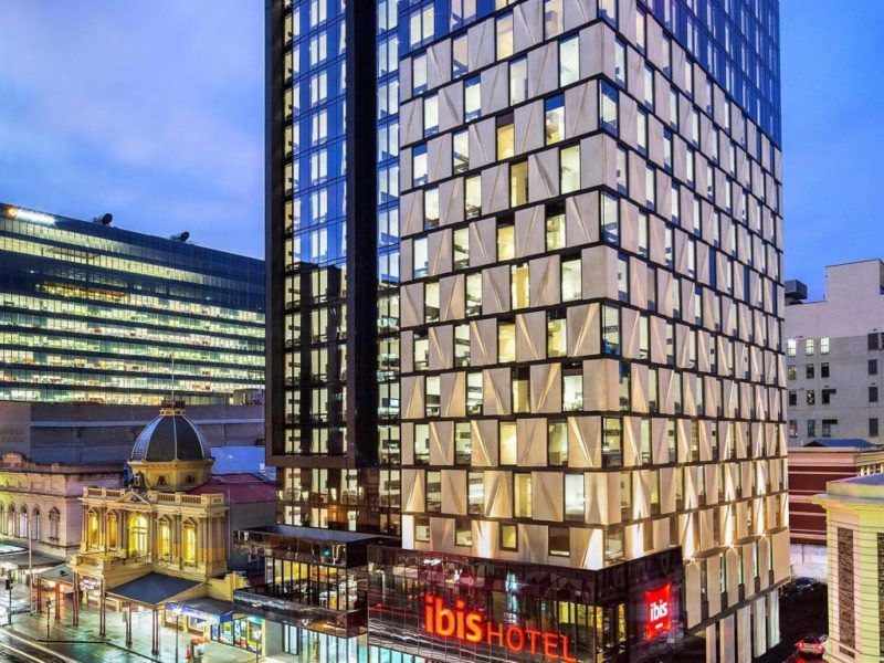 List of the Best Hotels in Australia - Backpacking to Luxury