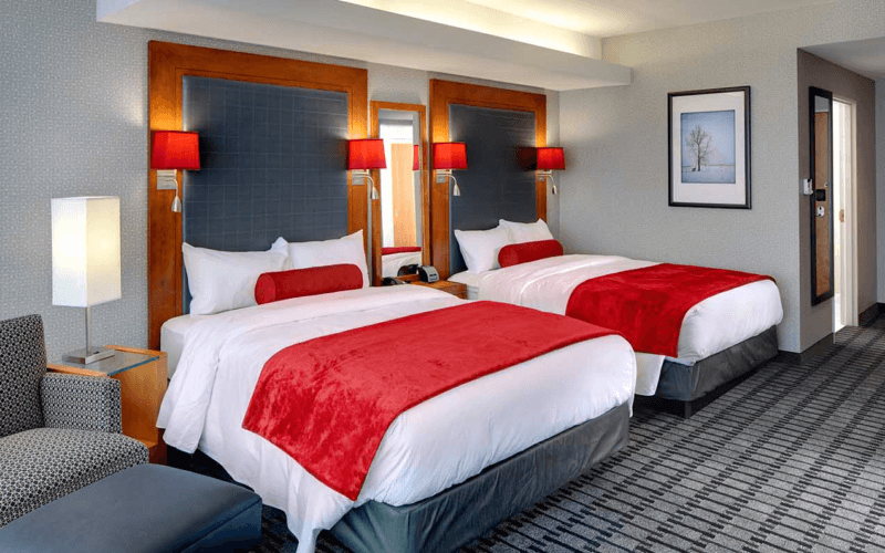 Readme.me - List of the Best Hotels in Iowa, USA – from Cheap to Luxury ...