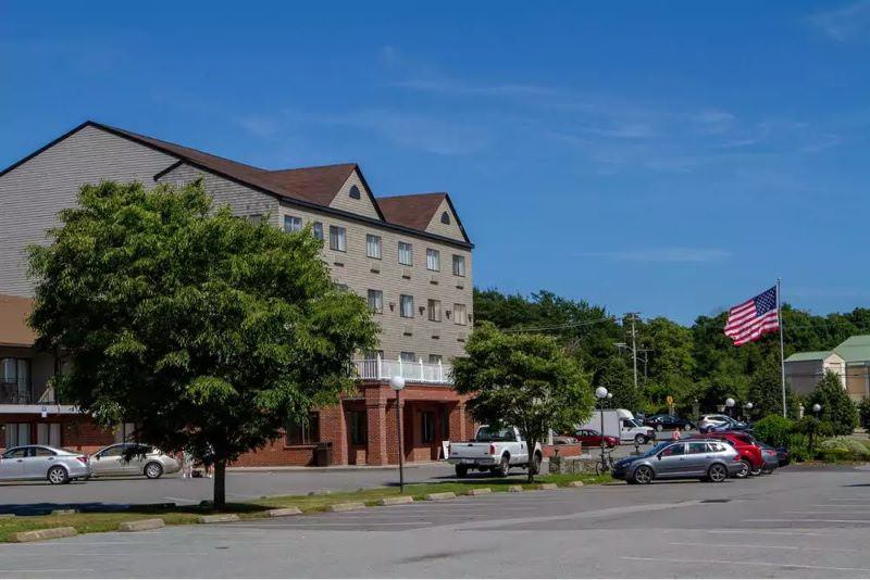 Complete List of the Best Cheap Hotels in Rhode Island, USA
