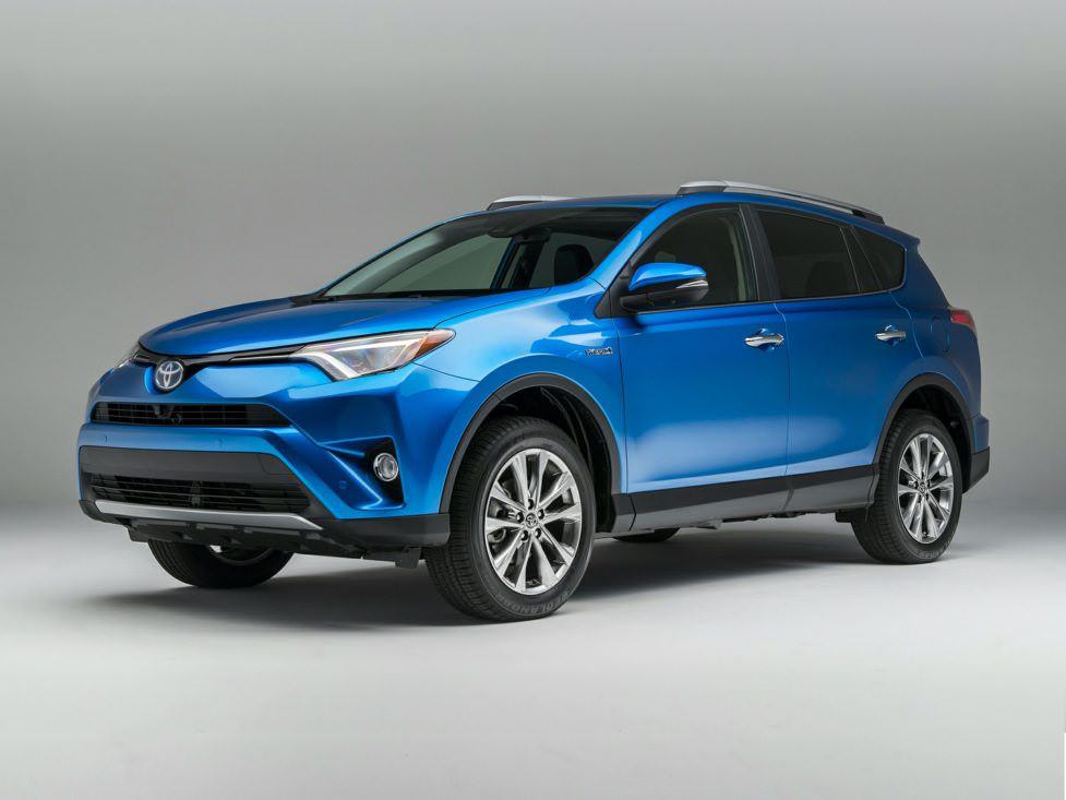 Driving Around The 2017 Toyota Highlander vs The 2017 Toyota Rav4 Hybrid